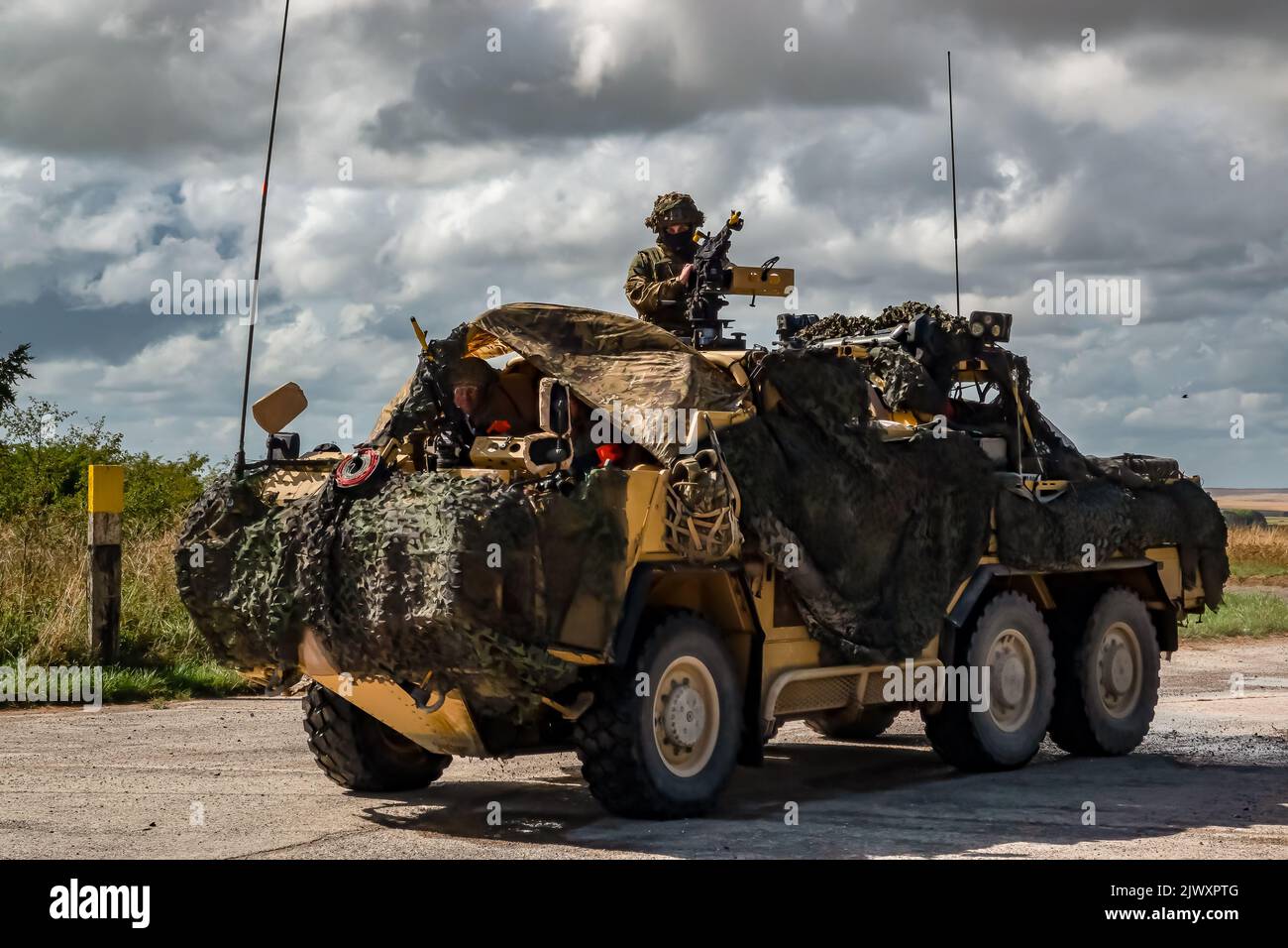 british army Supacat Coyote 6x6 4x4 rapid assault, fire support and ...