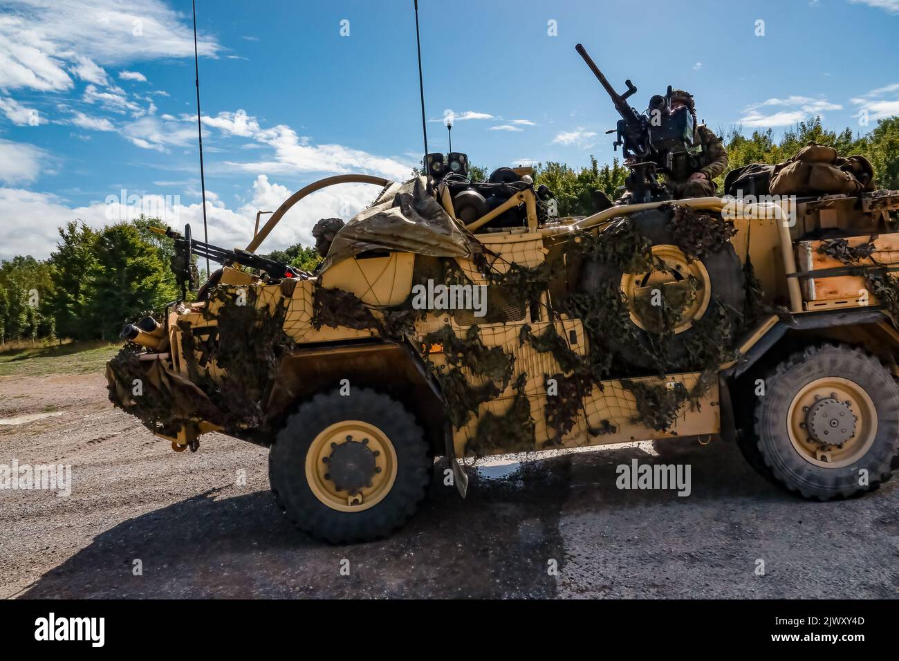 british army Supacat Jackal 4x4 rapid assault, fire support and ...