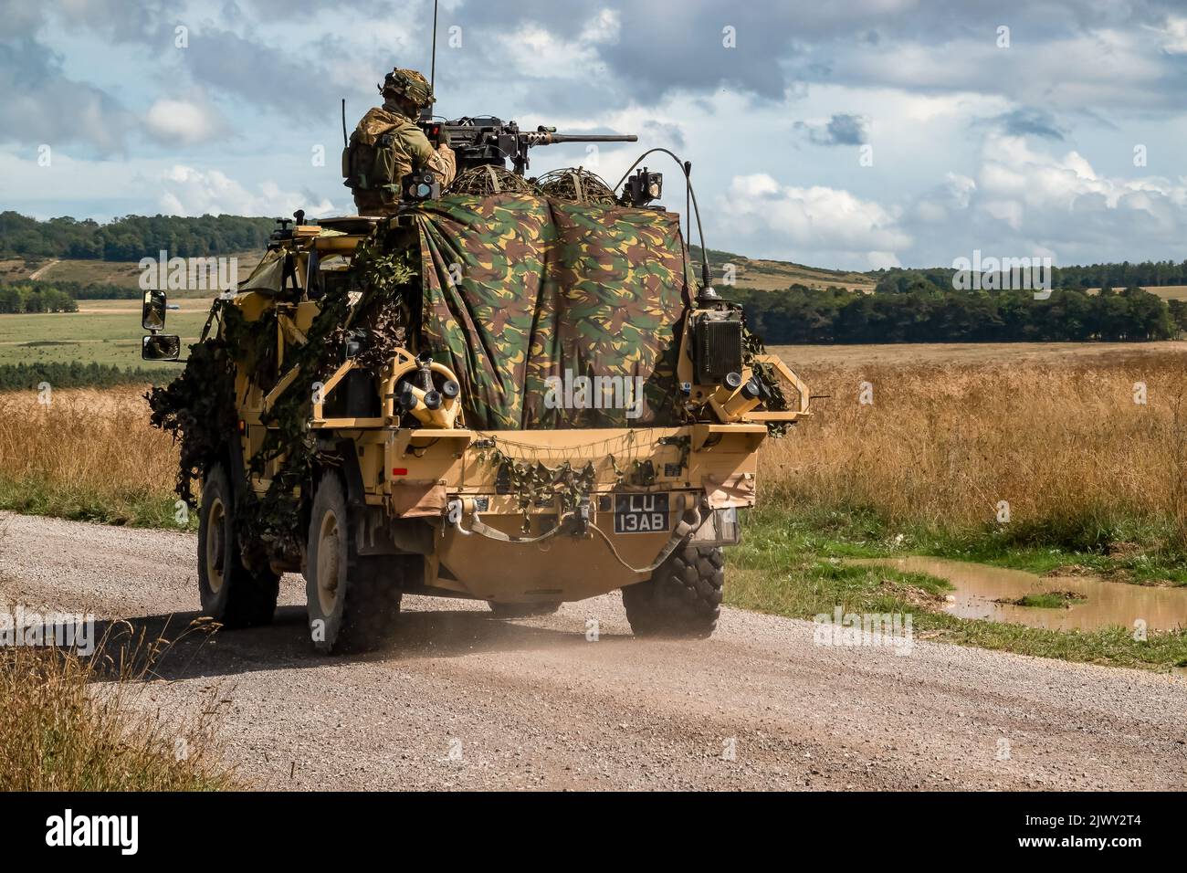 british army Supacat Jackal 4x4 rapid assault, fire support and ...