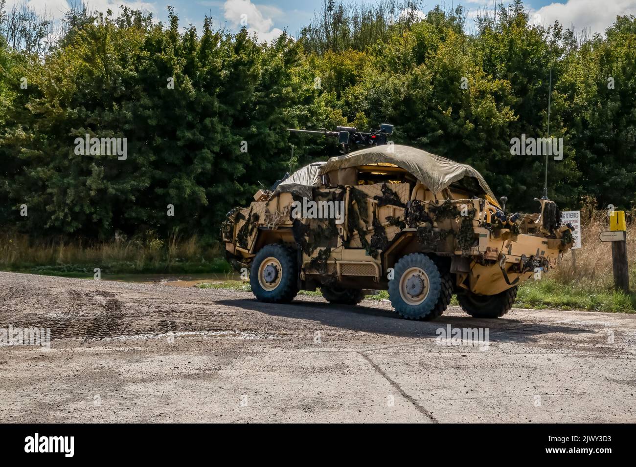 british army Supacat Jackal 4x4 rapid assault, fire support and ...