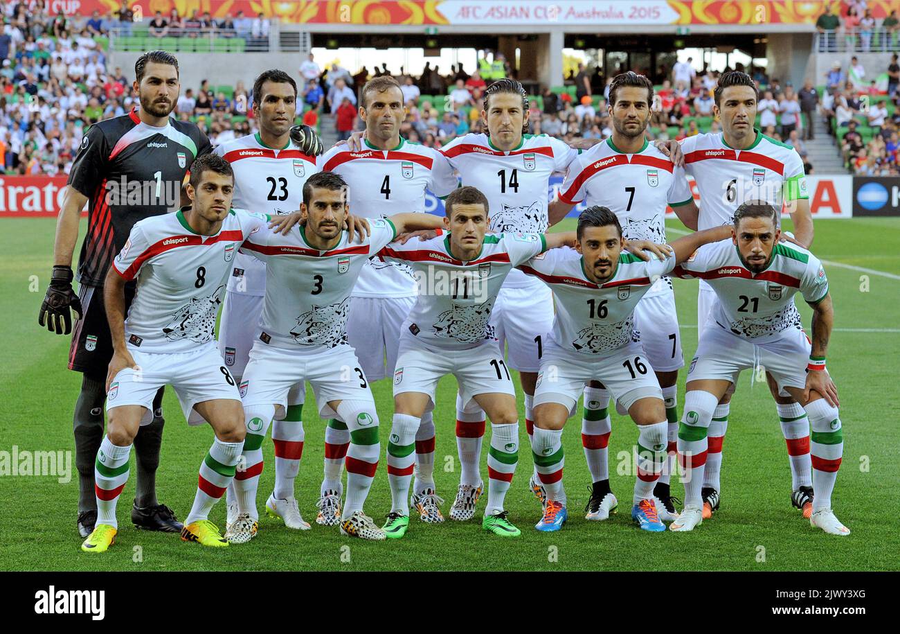 The Iranian team pose for photographs before the Group C Asian Cup ...