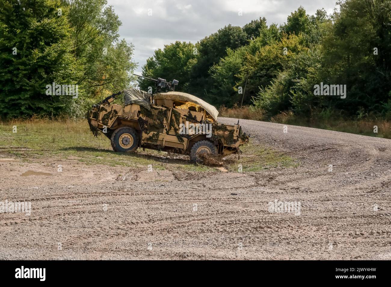 british army Supacat Jackal 4x4 rapid assault, fire support and ...