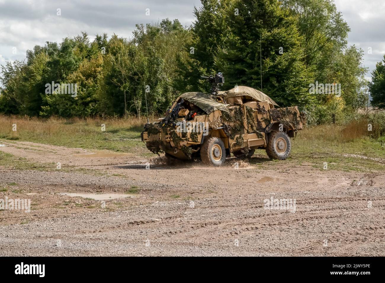 british army Supacat Jackal 4x4 rapid assault, fire support and ...