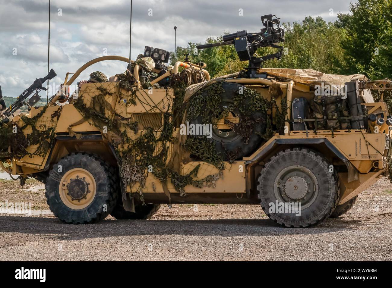 british army Supacat Jackal 4x4 rapid assault, fire support and ...
