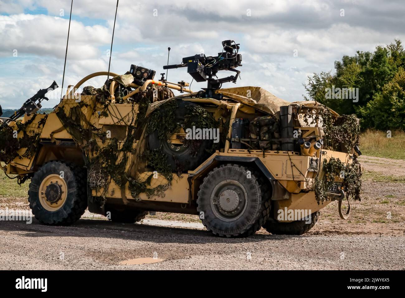 british army Supacat Jackal 4x4 rapid assault, fire support and ...