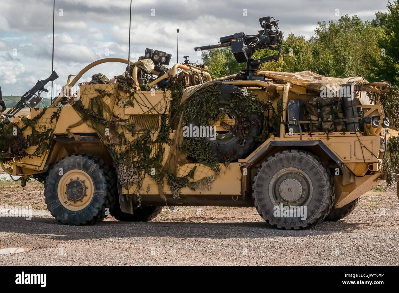 british army Supacat Jackal 4x4 rapid assault, fire support and ...