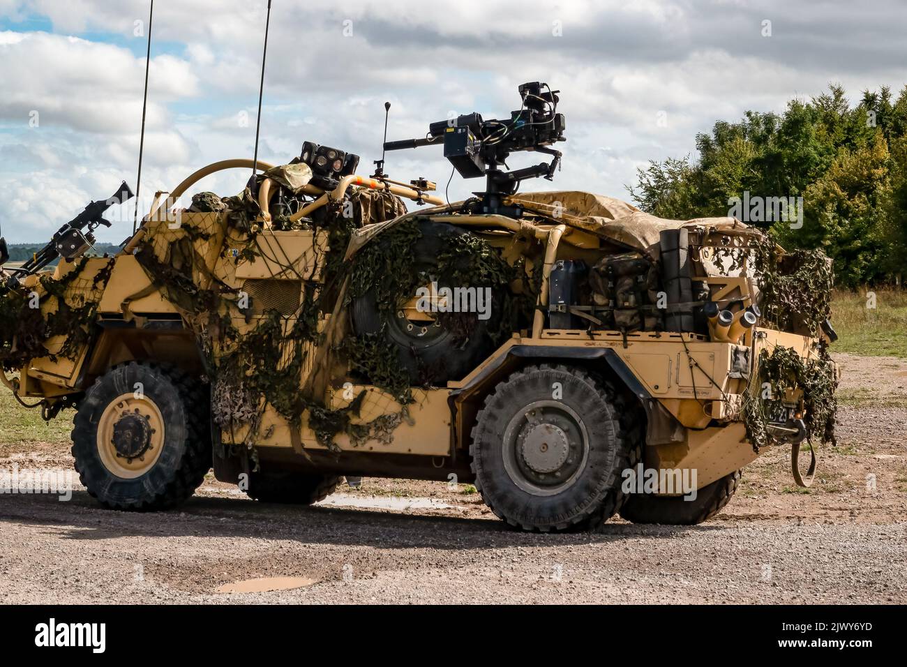 british army Supacat Jackal 4x4 rapid assault, fire support and ...