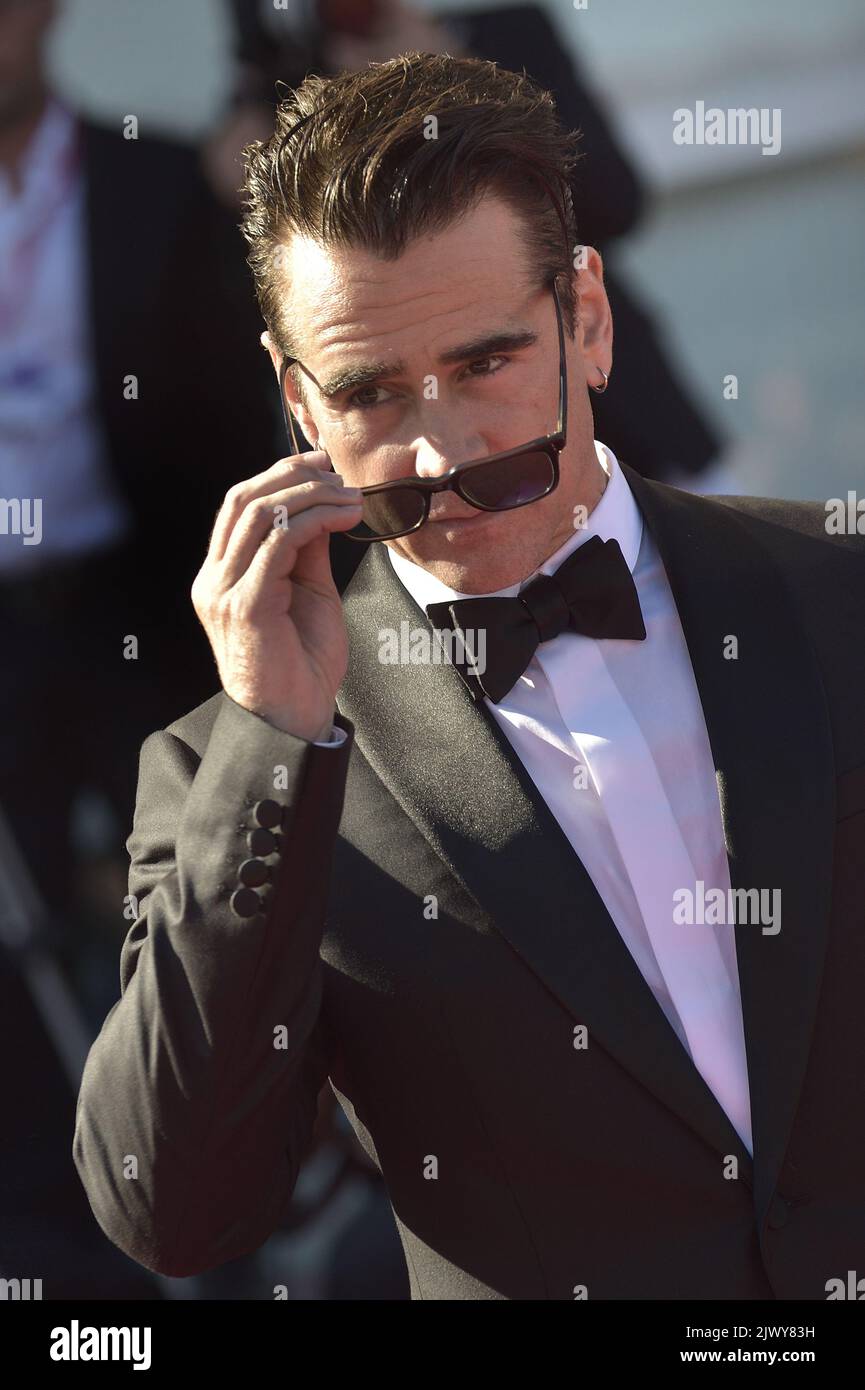 Venezia, Italy. 06th Sep, 2022. Colin Farrell arrives on the red carpet ...