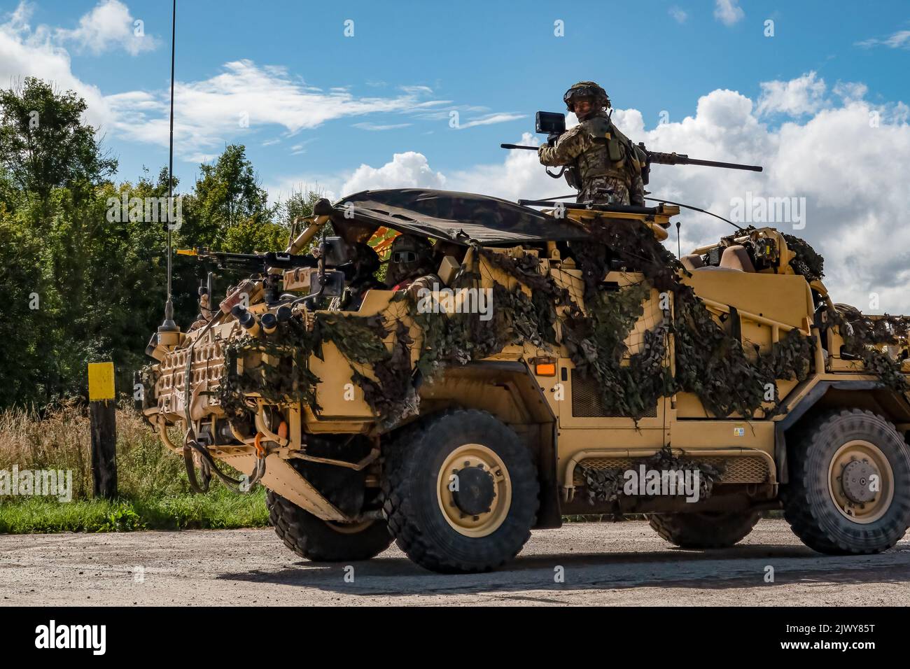 british army Supacat Jackal 4x4 rapid assault, fire support and ...
