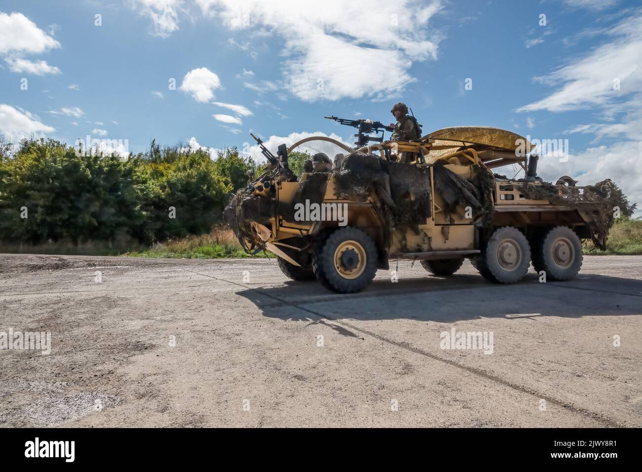 british army Supacat Coyote 6x6 4x4 rapid assault, fire support and ...