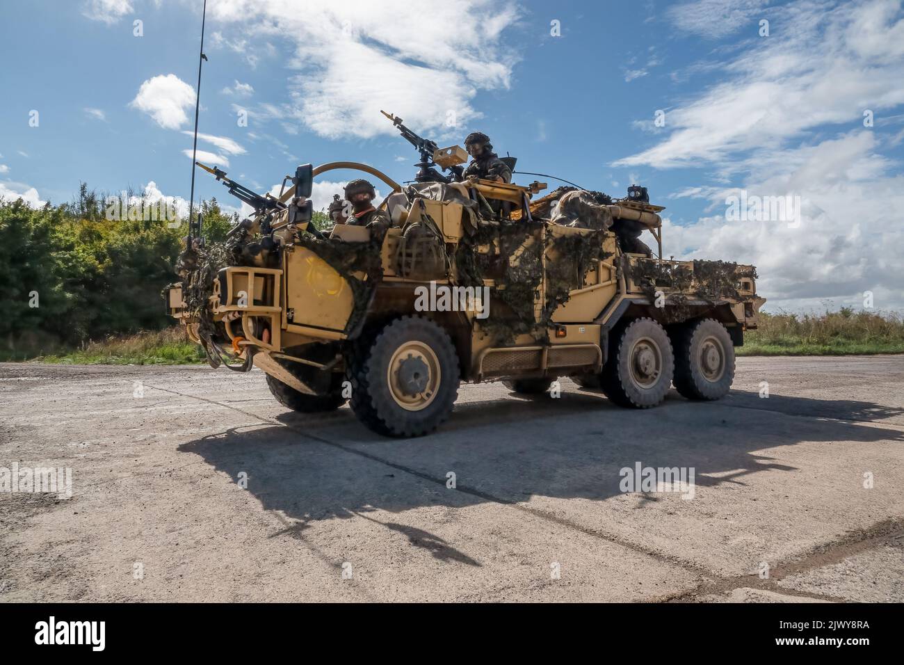 british army Supacat Coyote 6x6 4x4 rapid assault, fire support and ...