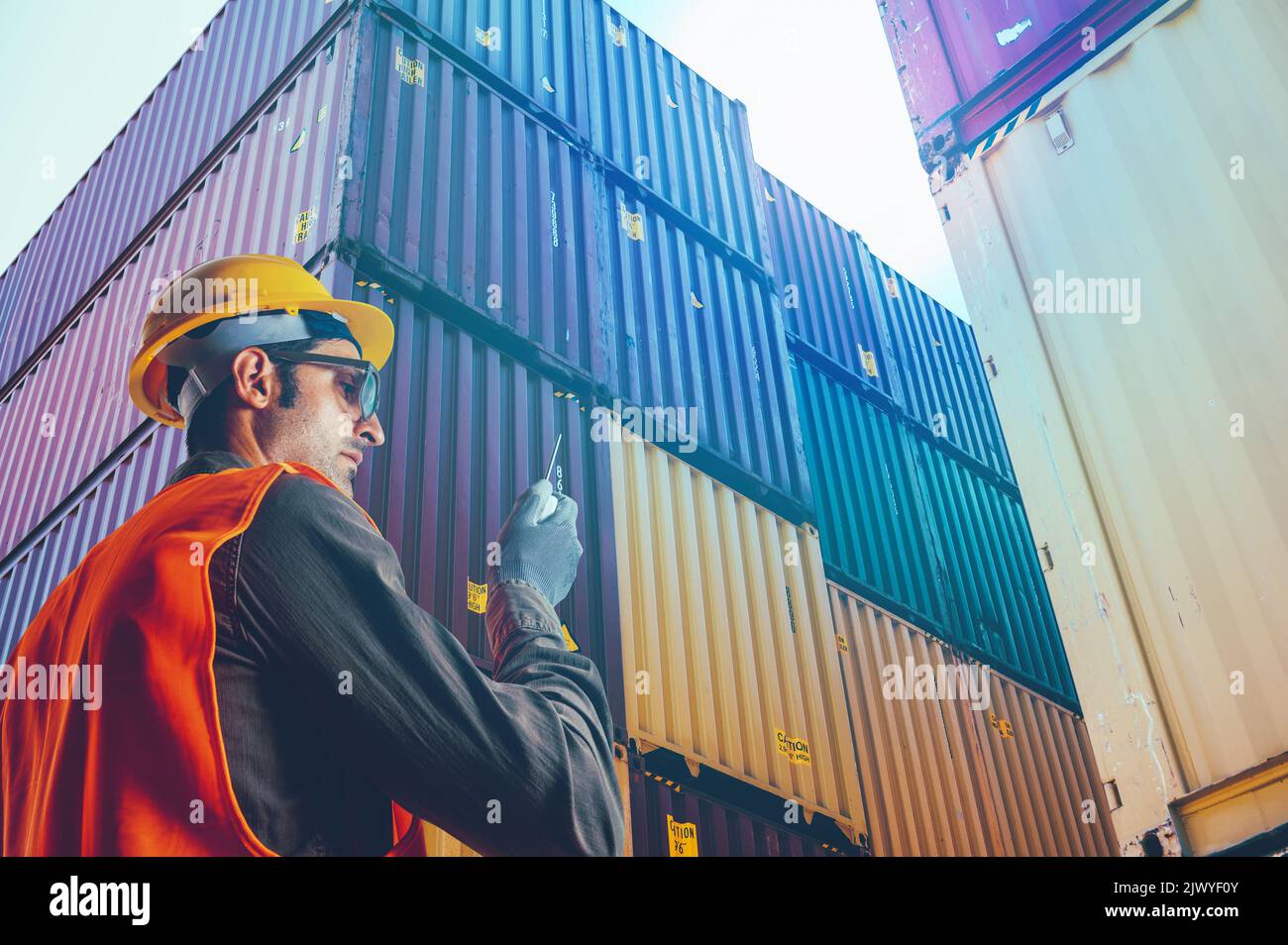 Container loading control hi-res stock photography and images - Alamy