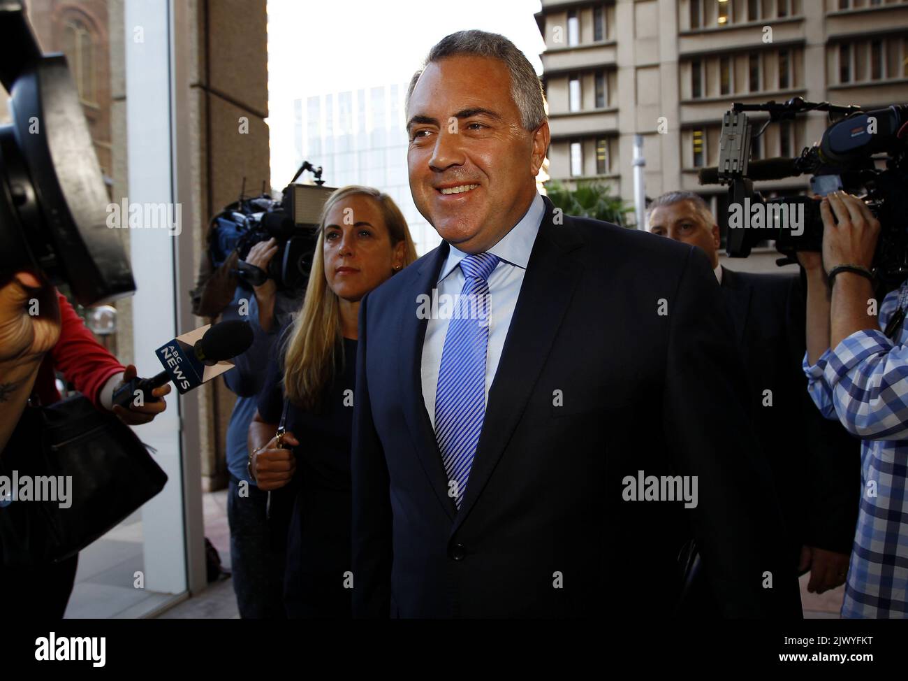 Australian Treasurer Joe Hockey arrives at Federal Court with his wife ...