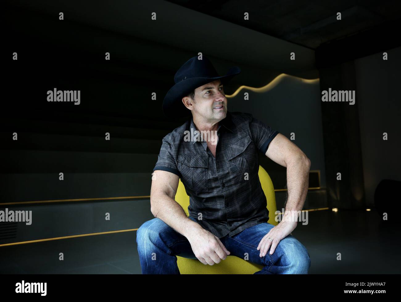 Australian country music singer Lee Kernaghan pictured in Sydney ...