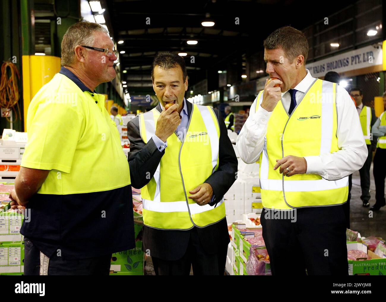 NSW Premier Mike Baird during an early morning visit to the Sydney ...