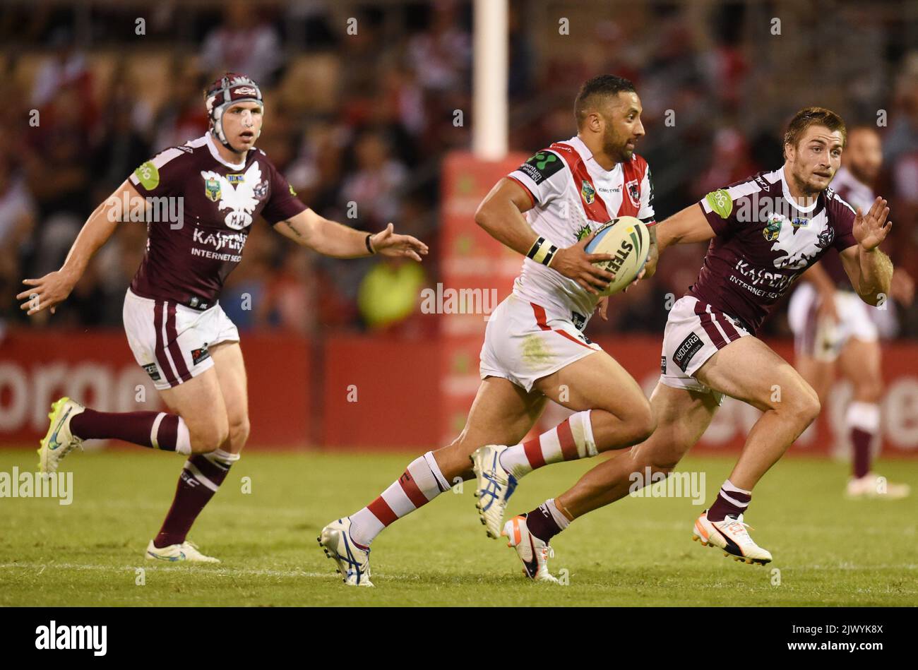 Benji Marshall of the Dragons runs the ball during the round 4 NRL ...