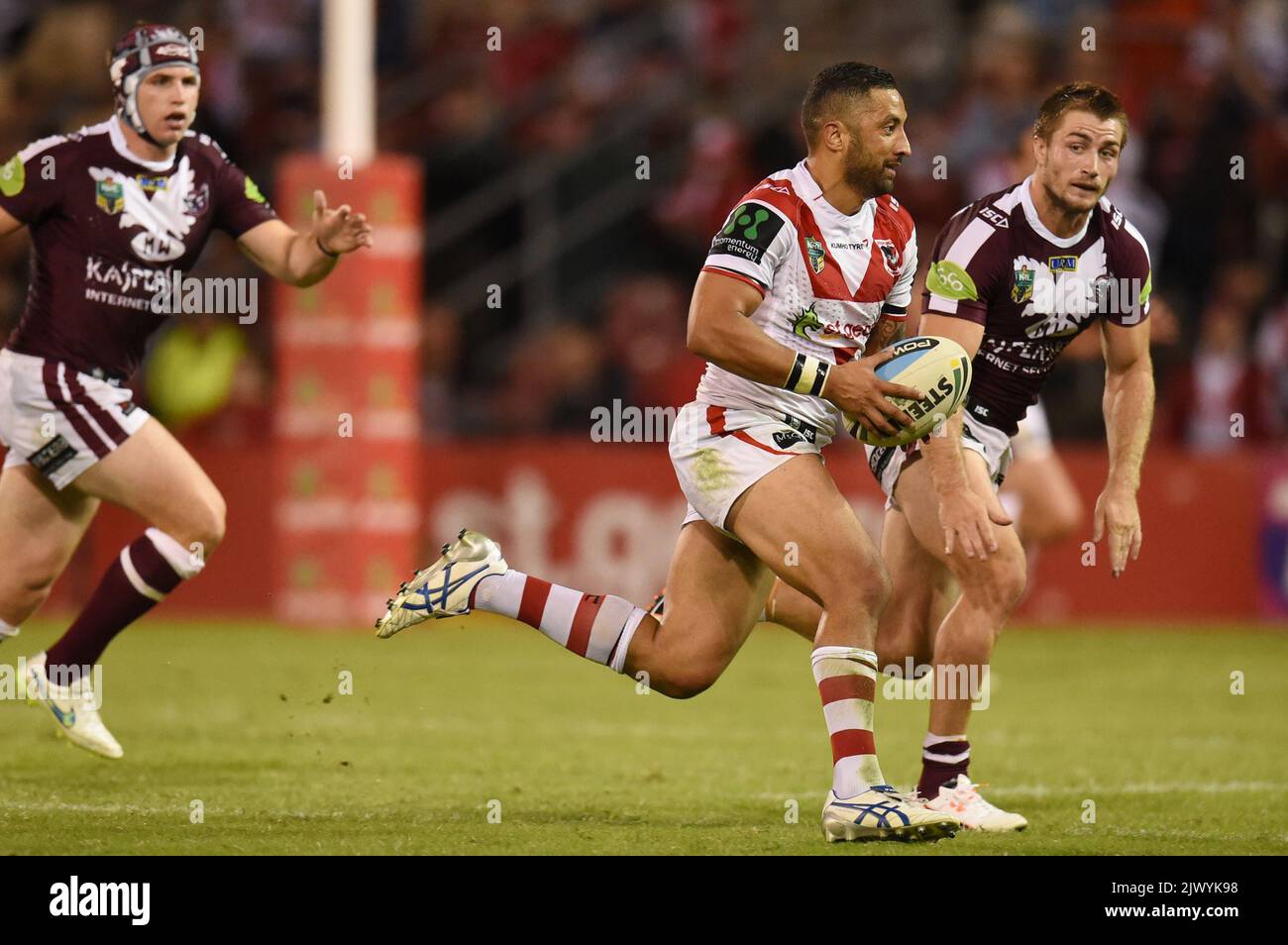 Benji Marshall of the Dragons runs the ball during the round 4 NRL ...