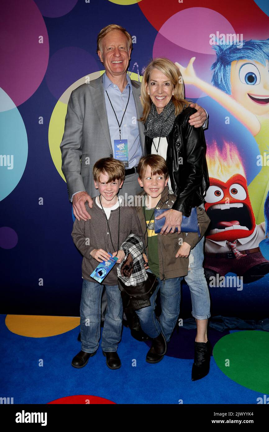 Ian Purchas and former Olympic athlete Jane Fleming on the red carpet ...