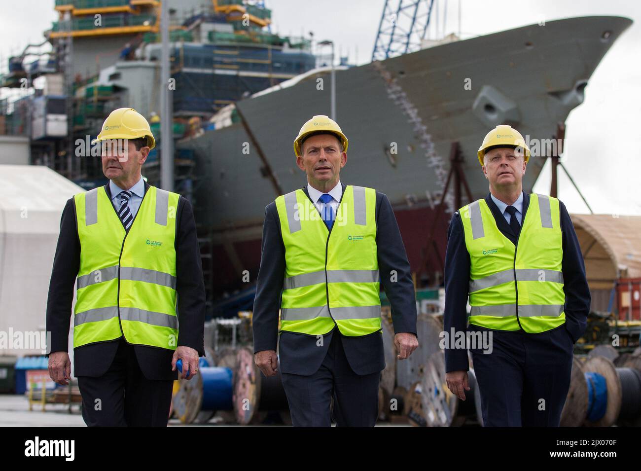 (L to R) Minister of Defence Kevin Andrews, Prime Minister Tony Abbott ...