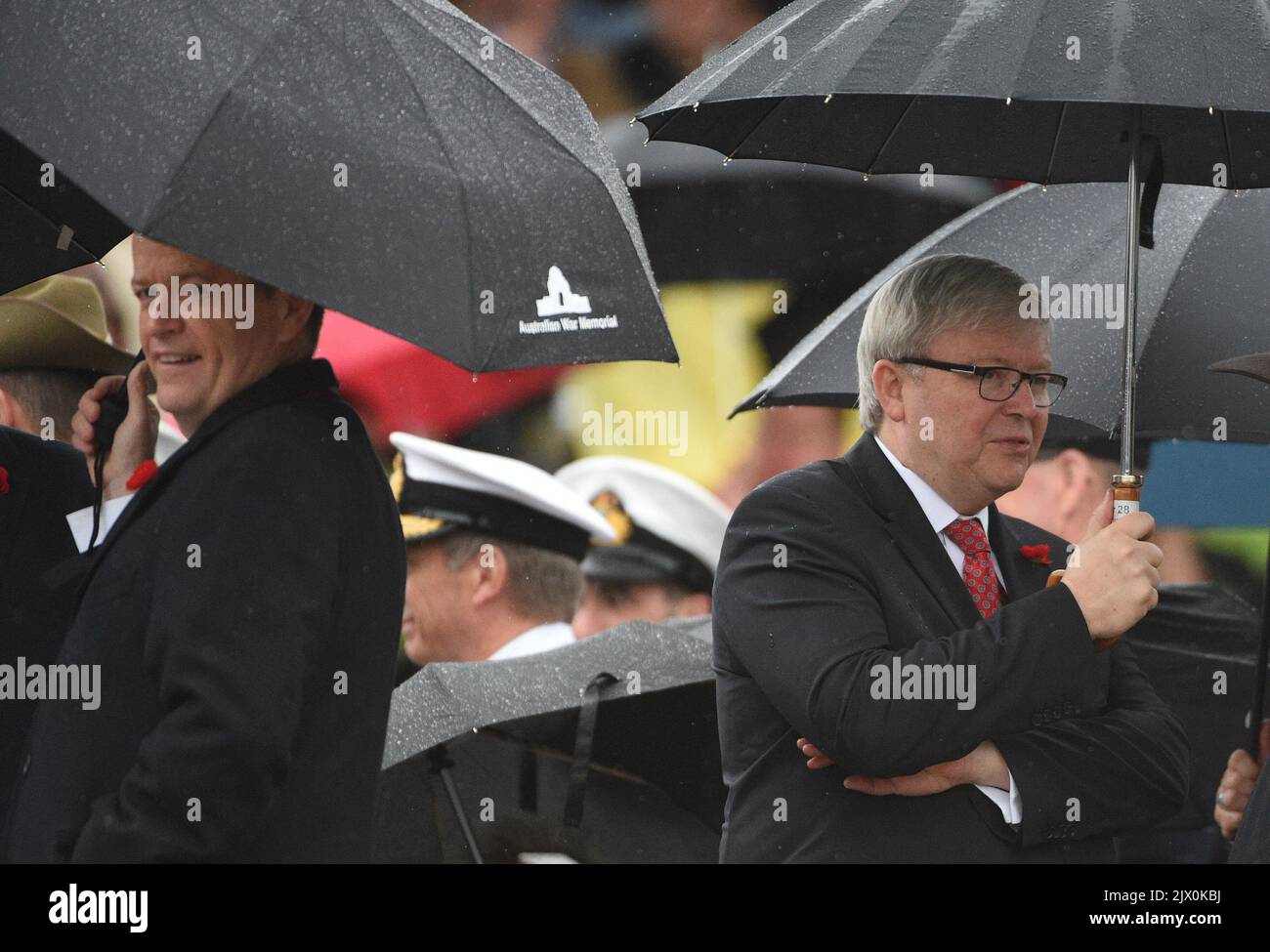 Leader of the Opposition Bill Shorten and former prime minister Kevin ...