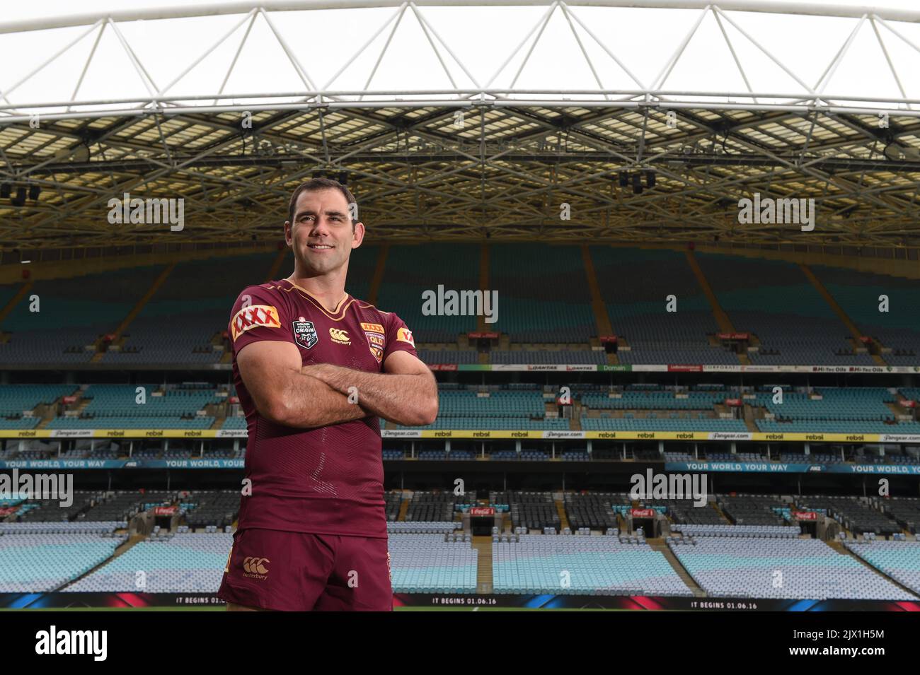 Queensland Maroons State of Origin captain Cameron Smith pose for ...
