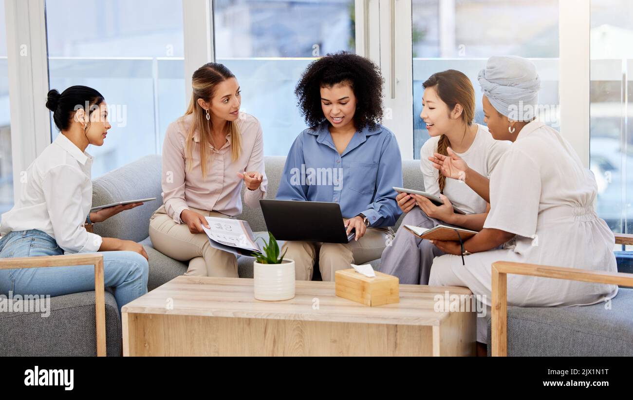 Group effort hi-res stock photography and images - Alamy
