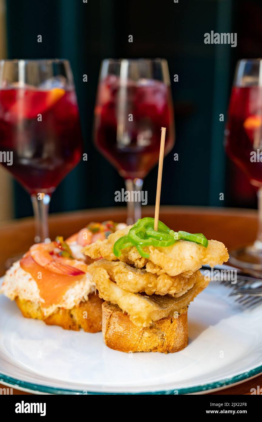 Food and drink in bars of Basque Country and Navarre, pinchos or ...