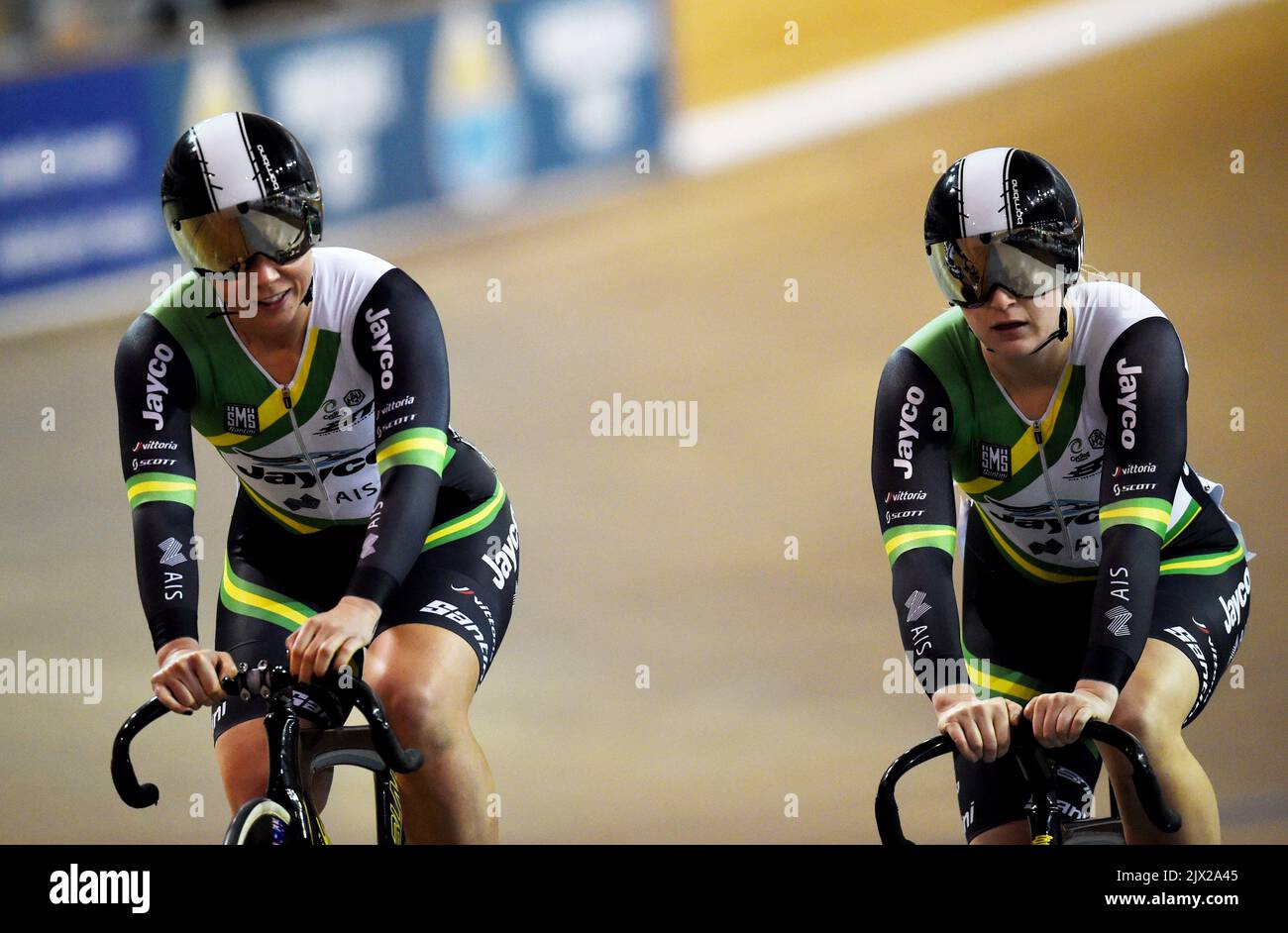Australian cyclist Kaarle McCulloch (left) and winner Australian ...
