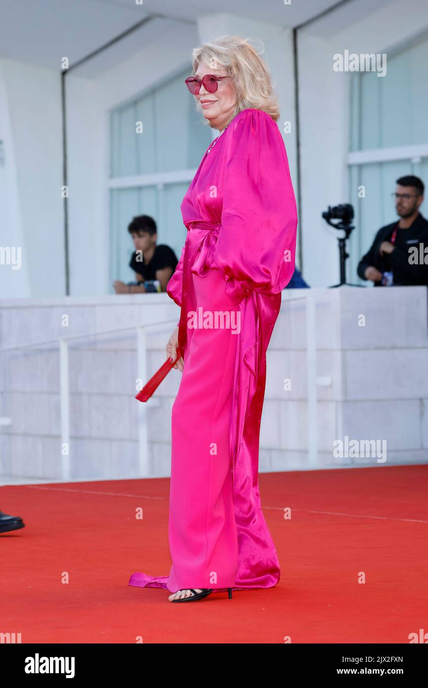 Amanda Lear attends the premiere of 'Il Signore Delle Formiche' during ...