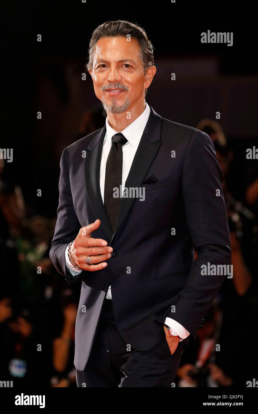 Benjamin bratt film dead hi-res stock photography and images - Alamy
