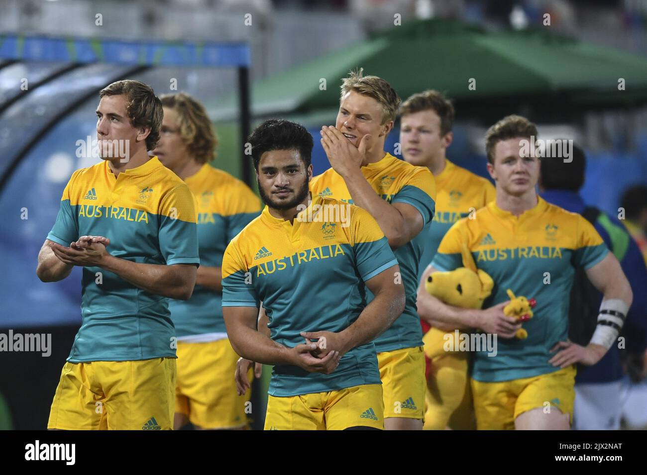 The Australian team reacts after loosing the fourth Quarter Final ...
