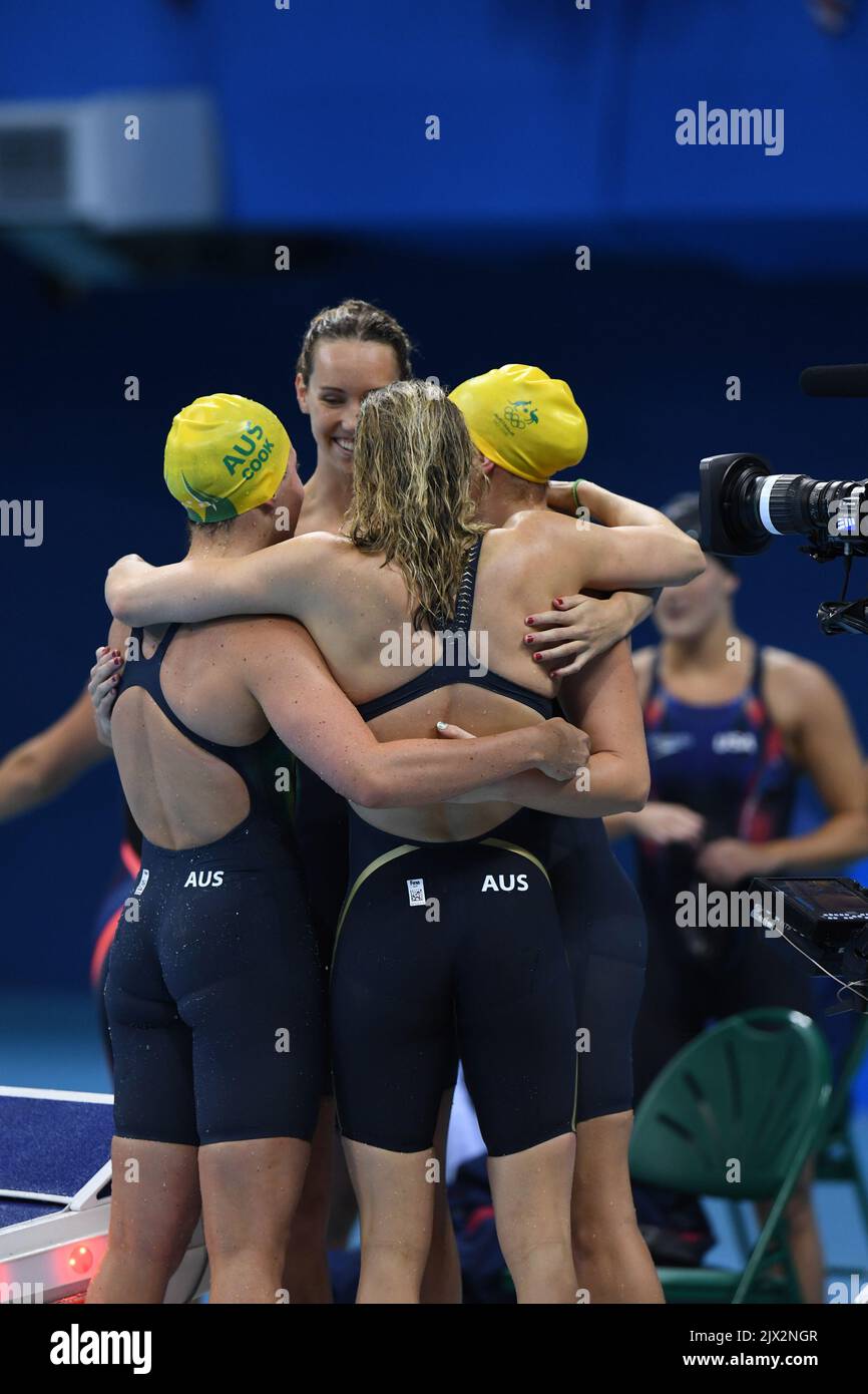 Australia's 4x200m Freestyle relay team Tasmin Cook, Emma MckKeon, Leah ...