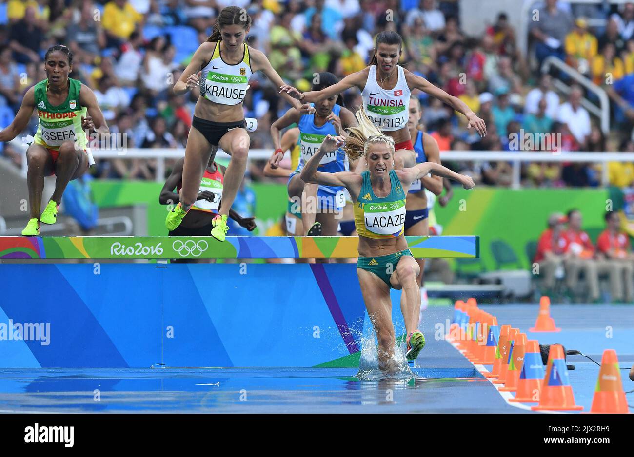 Australia's Genevieve Lacaze (right) competes in the Women's 3000m ...