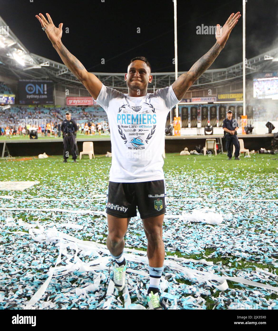 Ben Barba of the Sharks salutes the crowd after the NRL Grand Final ...