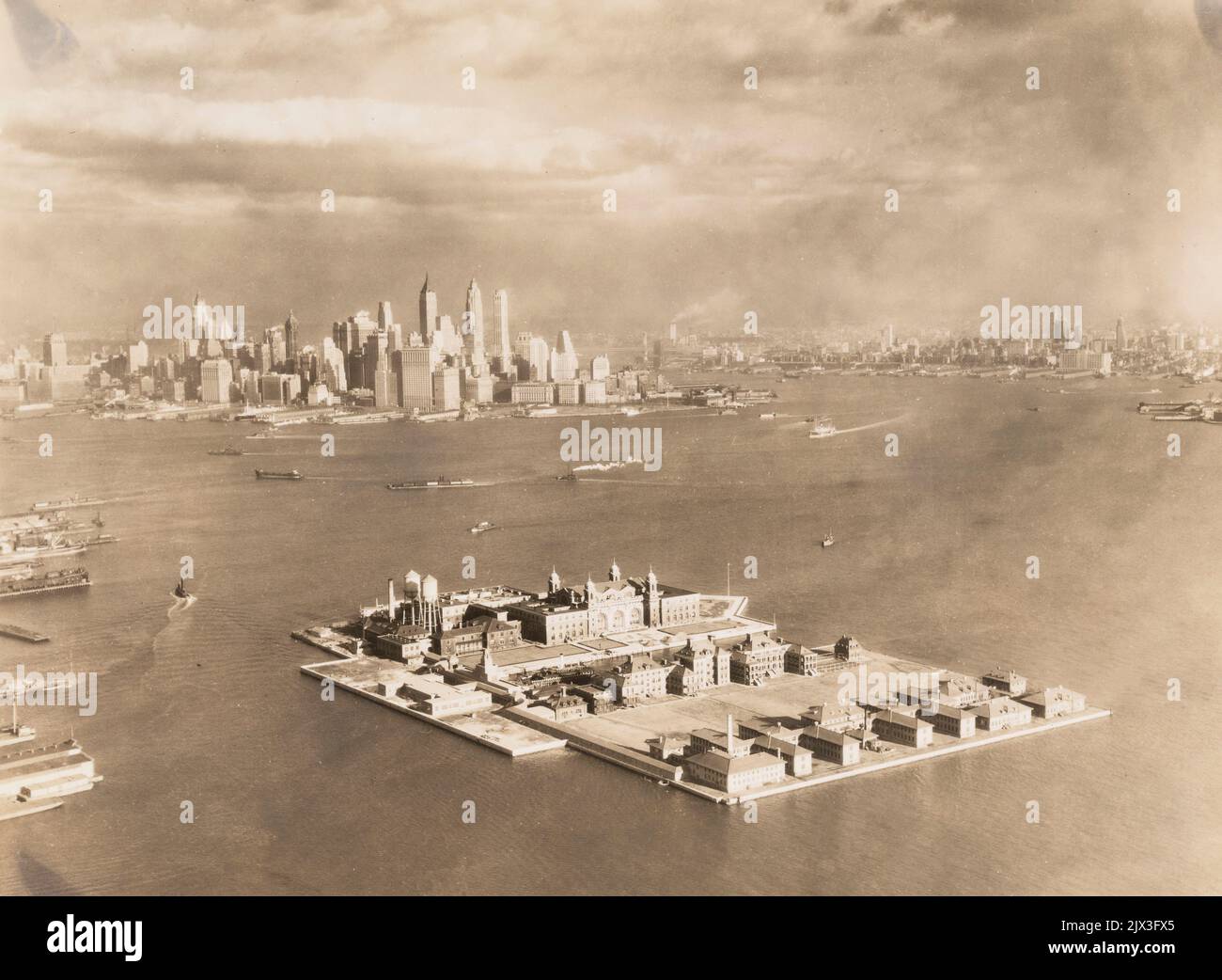 Aerial photograph of Ellis Island, New York, USA. From the 1890s to the ...