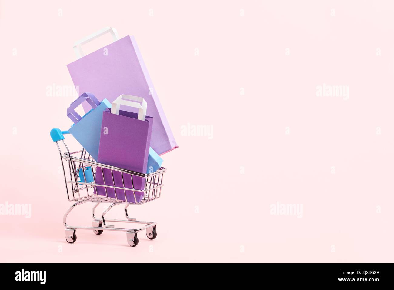 Purple cart hi-res stock photography and images - Alamy