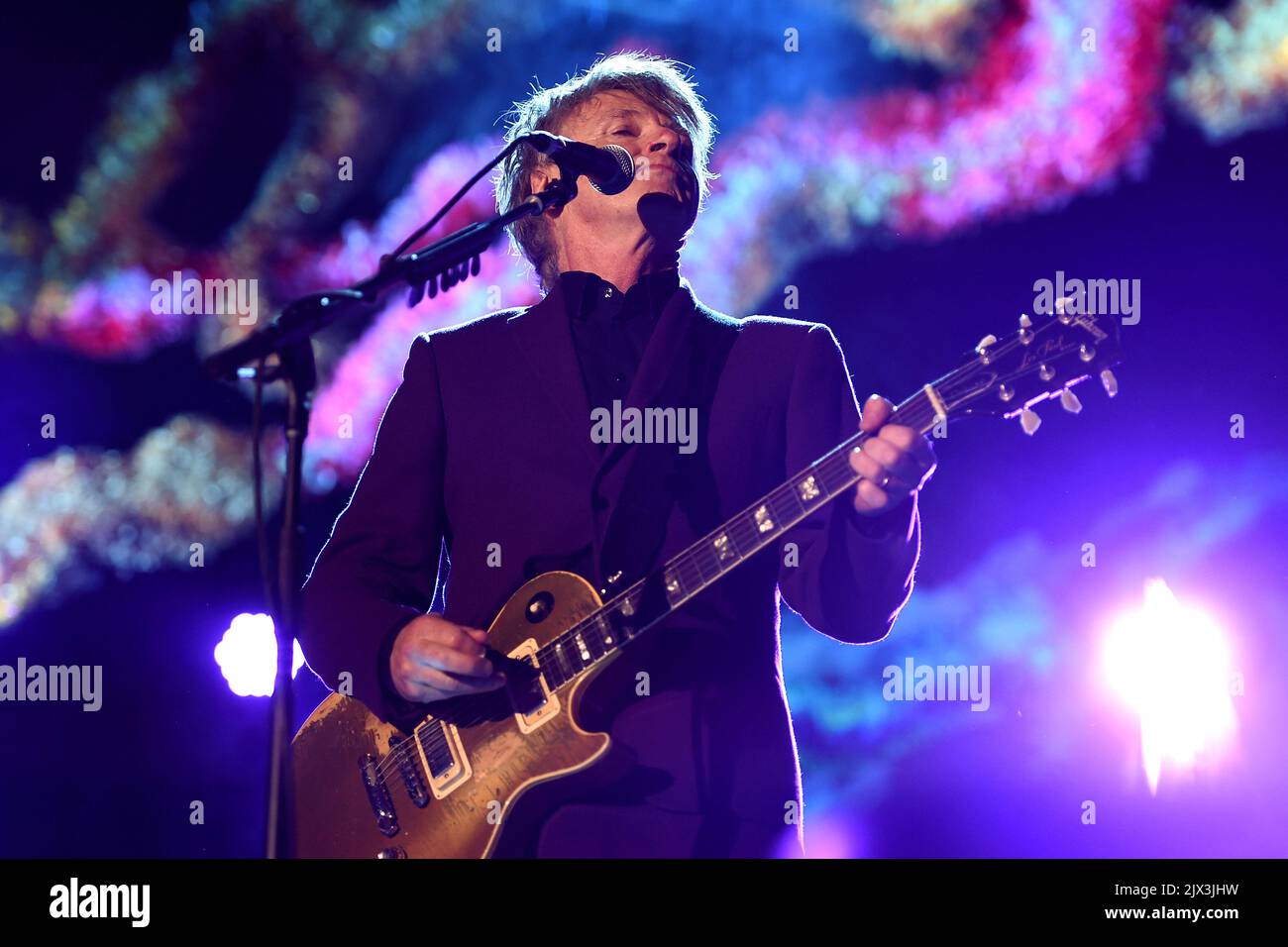 Neil Finn of Crowded House performs during their 20th anniversary show ...