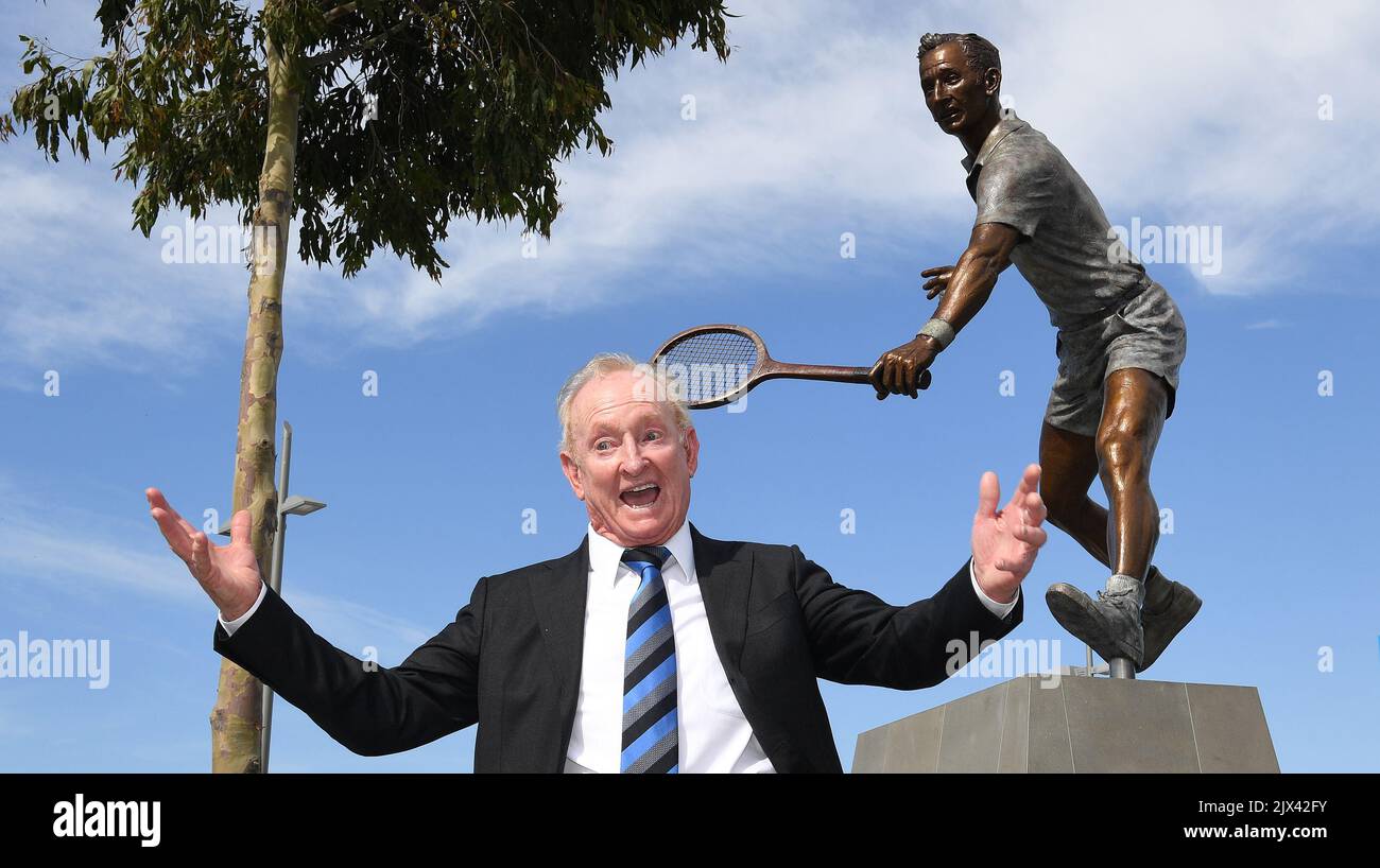 Australian tennis legend Rod Laver unveils a larger-than-life statue of ...