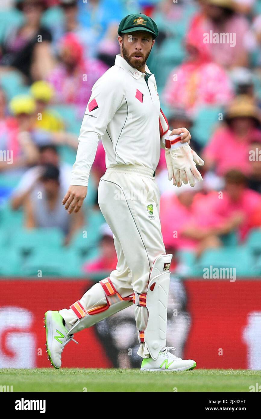 Australian wicket keeper Matthew Wade leaves the field due to illness ...