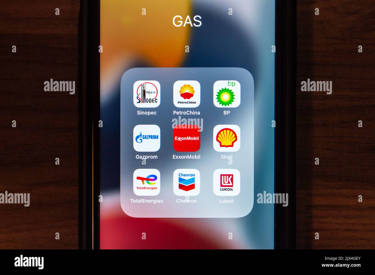 Popular gas company icons on iPhone. Sinopec, PetroChina, BP plc ...