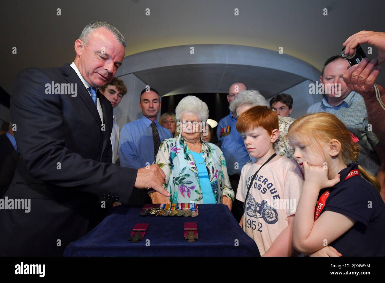 The Director of the Australian War Memorial Brendan Nelson (left) shows ...
