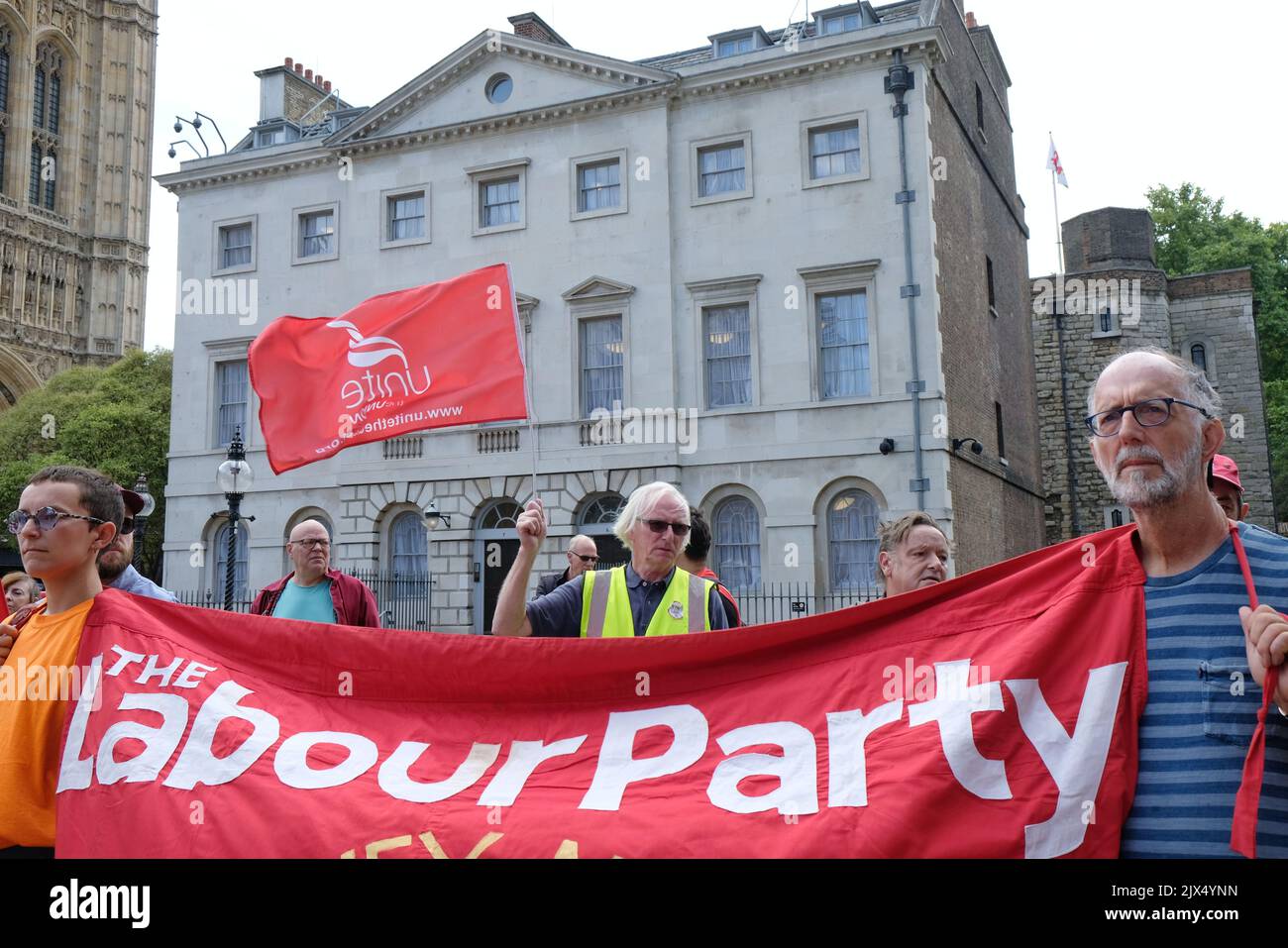 Save our london buses hi-res stock photography and images - Alamy