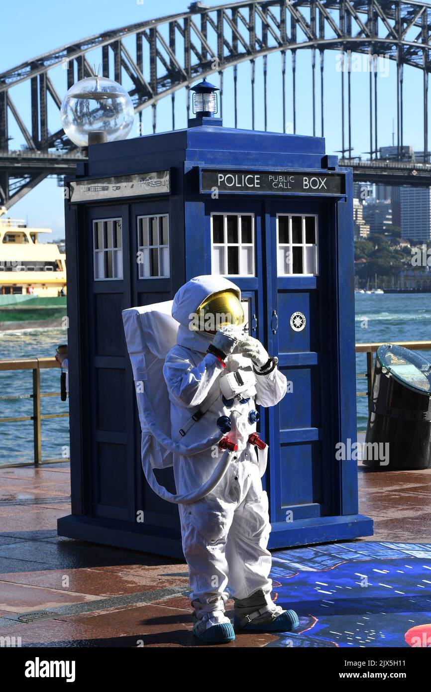 Dr. Who fans dressed up as Dr. Who characters pose for photographs set ...