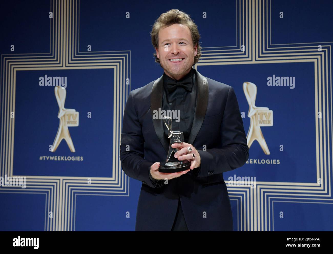 ***RETRANSMISSION*** DATELINE AMENDMENT Henry Nixon with the Silver ...