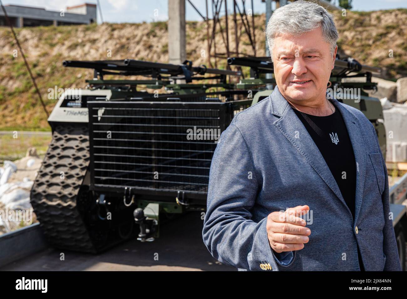 Fifth President of Ukraine Petro Poroshenko, presents the THeMIS ...