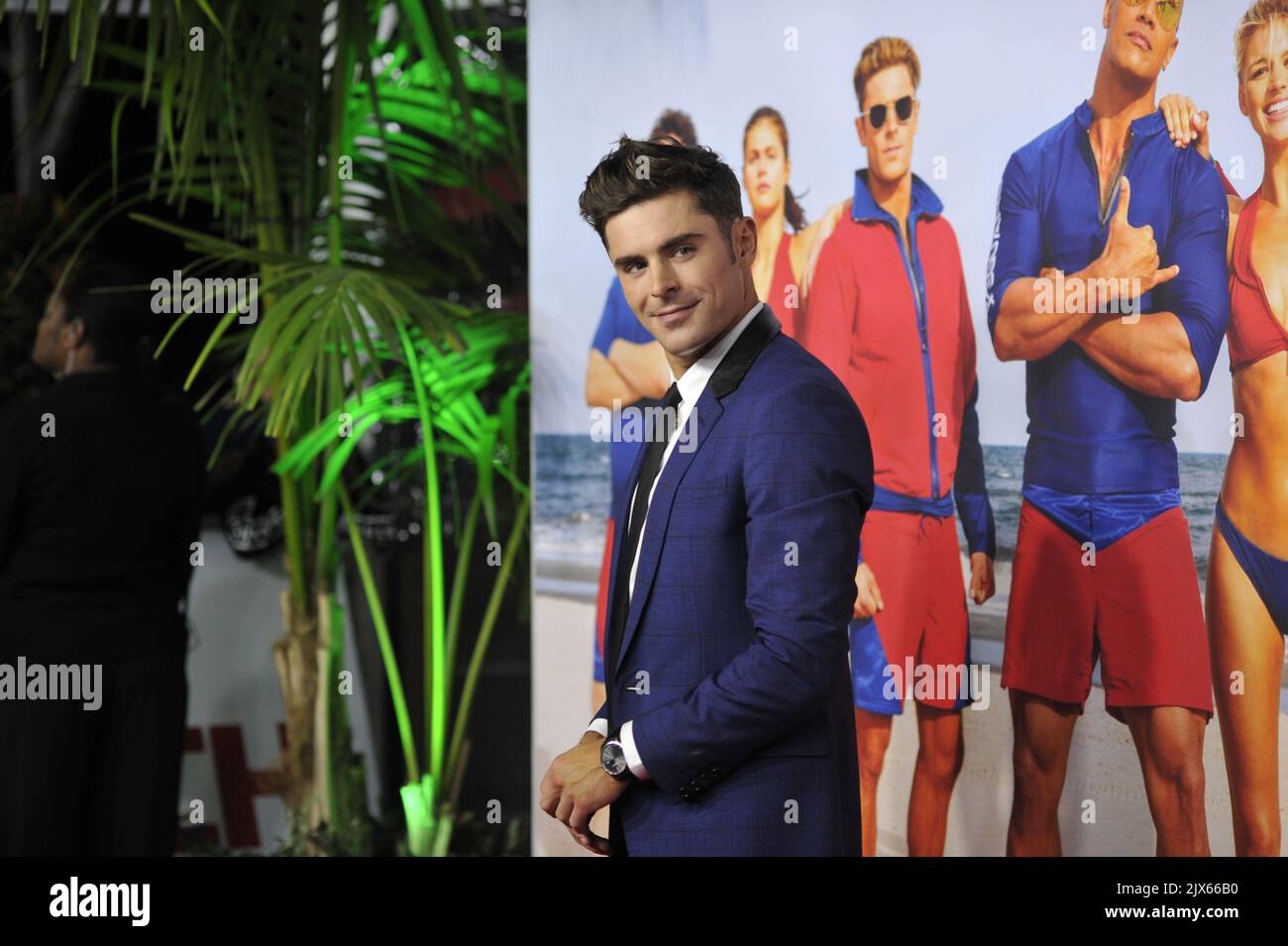 Zac Efron attends the Australian premiere of Baywatch in Sydney ...