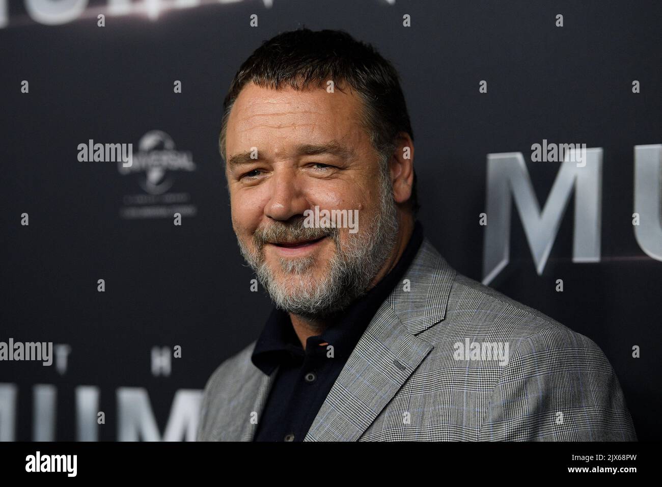 Dan Russell Actor
