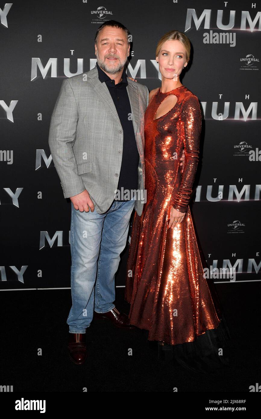 Russell Crowe and Annabelle Wallis arrive at the Australian premiere of ...
