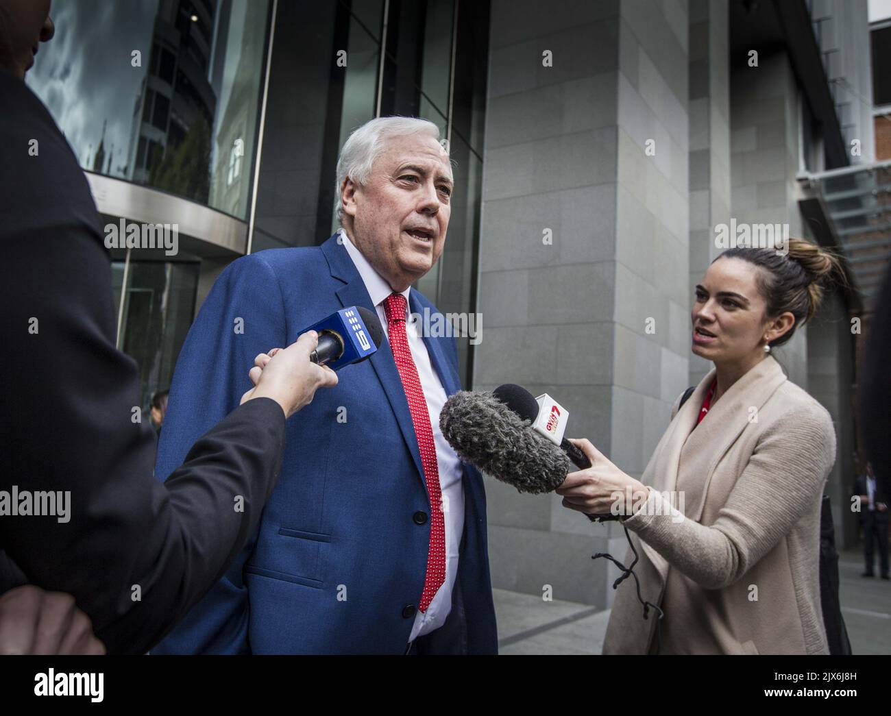 Australian businessman, Clive Palmer speaks to the media at the Perth ...