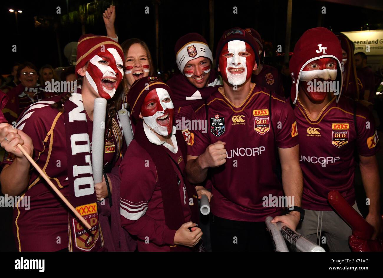 Queensland fans before the State of Origin game 3 between the ...
